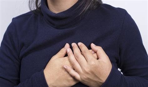 女人乳房胀痛，可能与这3个原因有关，不妨了解一下女性疾病频道东方养生