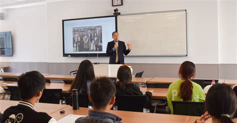 国际学院开展海外留学经验分享讲座