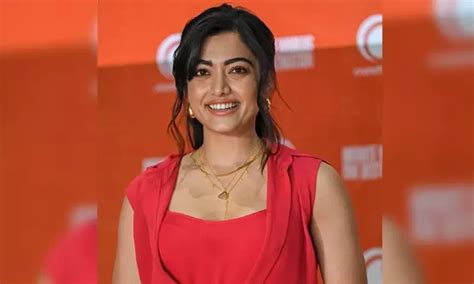 Indian Actress Rashmika Mandanna Calls Her Deepfake ‘extremely Scary