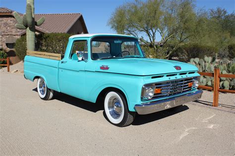 1963 Ford F 100 Custom Pickup Front 34 190558