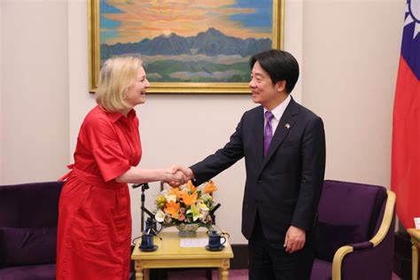 接見英國前首相特拉斯 副總統：臺灣會堅定發揮民主及經濟力量 持續推動世界經濟發展及和平穩定外交 僑務電子報