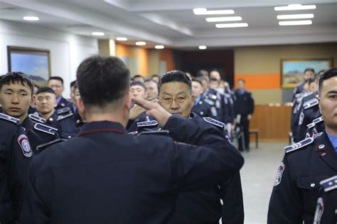 Цагдаагийн ерөнхий газрын дарга дотоодын цэргийн командлагчийн баталсан “Цагдаагийн ерөнхий