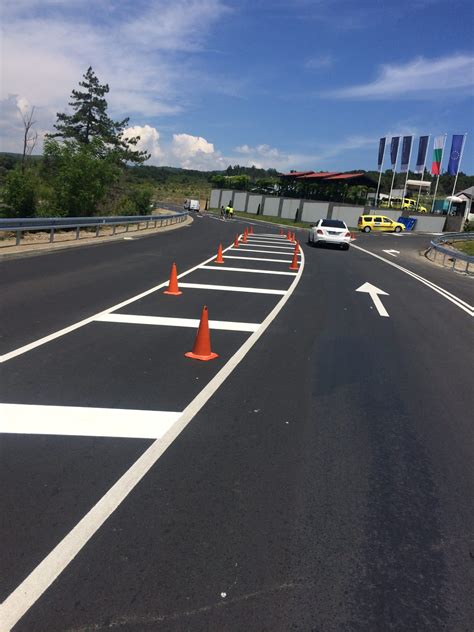 Пътна маркировка Пътна сигнализация Пътни знаци Производство Доставка и Монтаж