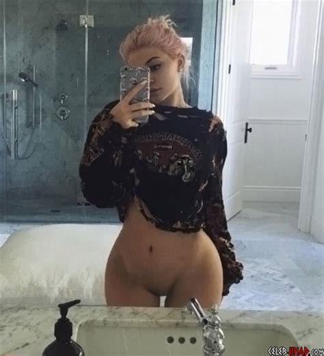 Kylie Jenner Dress Cumception