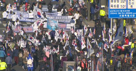 박근혜 탄핵 2년 서울 도심 곳곳서 대규모 집회