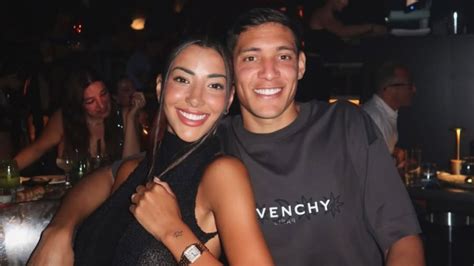 Bárbara Occhiuzzi Prendió Fuego Las Redes Con Un Top Y Pollera Negra