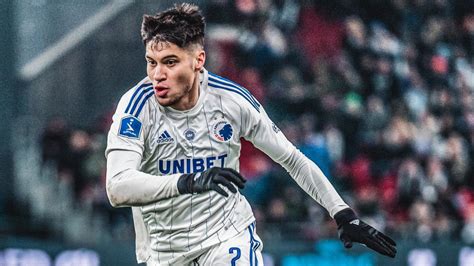 Jabat Tangan Dengan Erick Thohir Kevin Dick Resmi Dinaturalisasi