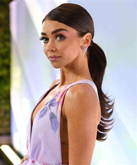Sarah Hyland Hair Color Sarah Hyland Showing Off Her New Editorial