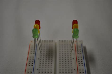 Traffic Lights Beginner Arduino Project 7 Steps Instructables