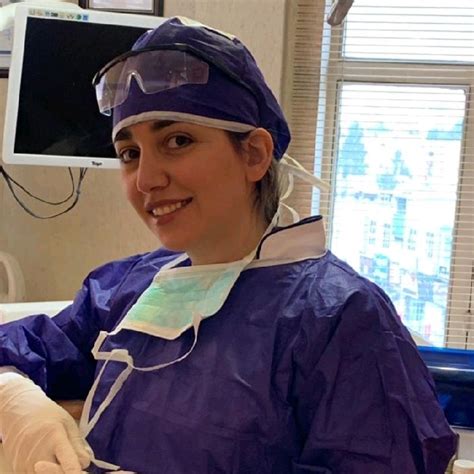 Fereshteh Elyasi Dr Rastegar Dental Clinic Linkedin