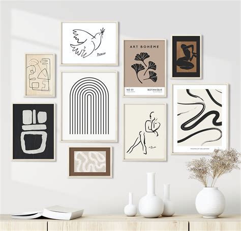 Постеры и картины ”Женщина контурный рисунок ” купить в Санкт Петербурге по цене 290 ₽ 3480