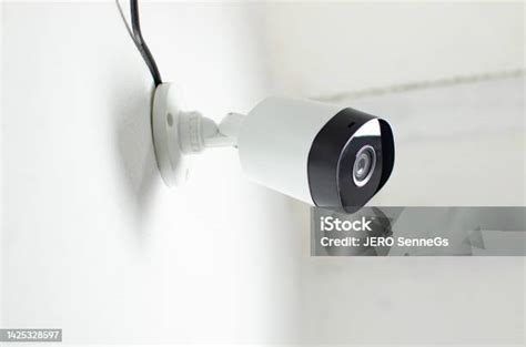 Cctv 비디오 캠 Cftv 보안 카메라 보안 회로가있는 흰색 카메라 도난 방지 감시 보기 0명에 대한 스톡 사진 및 기타 이미지 Istock