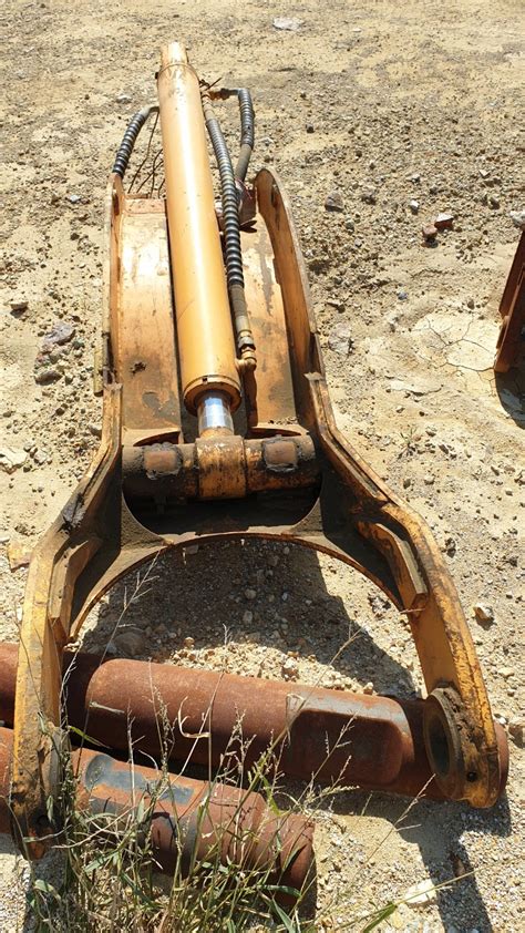 장비판매어태치먼트 1품명독수리집게 1모델10급굴착기에장착 1제작사경원테크 1년식2018년경원테크에서판매금액570만원장착 글로벌 건설기계 컨설팅