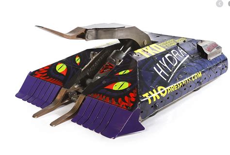 Shoutout To The Best Flipper In Battlebots Right Now Not Of All Time That Goes To T Minus R