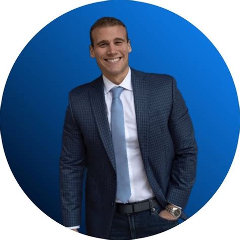 Dustin Goldman Dustin Goldman • Threads Say More