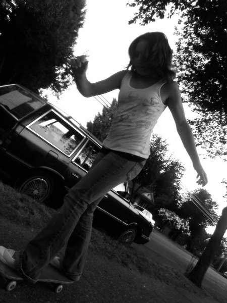 Skater Girl By Luxuriousxmurder On Deviantart