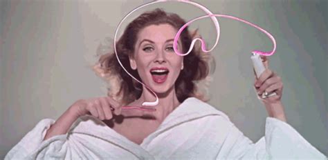 Does Toothpaste On Your Pimples Actually Work We Tried It Blog Huda Beauty