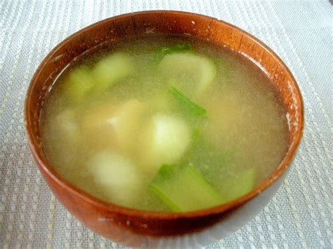 豆腐とチンゲン菜の味噌汁｜旬を味わう（お手軽レシピ）｜jaグループ