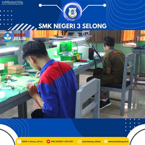 Lks Hari Ke 1 Smkn 3 Selong Mengikuti Mata Lomba Bidang Electronics Dan Automobile Technology