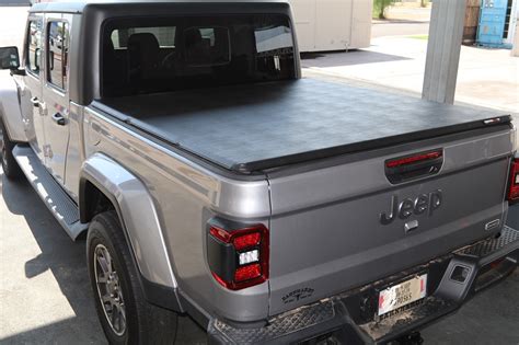 Extang Trifecta 2 0 2020 2026 Jeep Gladiator 5′ Bed Extang Trifecta 2 0