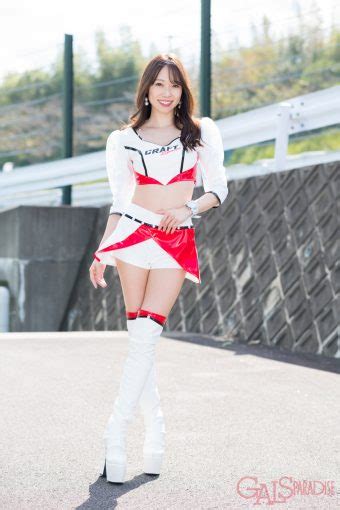 望月さとみ autosport web