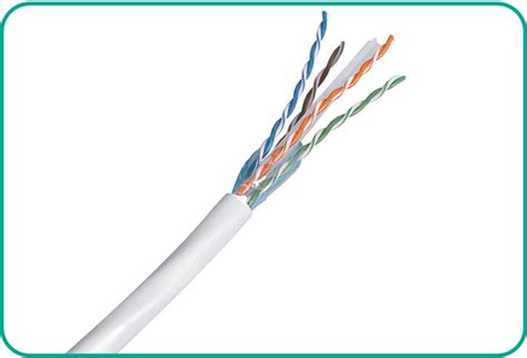 راهنمای آشنایی با کابل‌های شبکه مورد استفاده در مراکز داده و شبکه‌های کامپیوتری