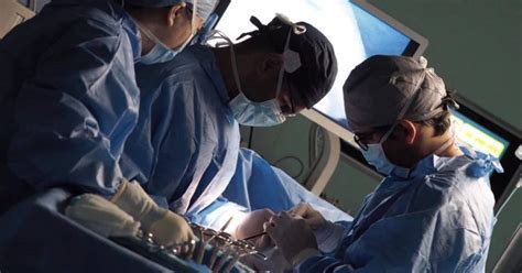 Jmemedicos 스완 모튼은 국내외 병원 및 피부 의료 부자재로 50 이상의 시장을 점유하고 있는 비교불가의 최상급 퀄리티 제품을 생산하는 회사입니다