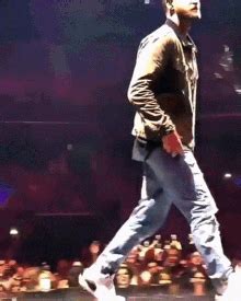 Justin Timberlake Concert Gif Justin Timberlake Concert Dancing Discover Share Gifs