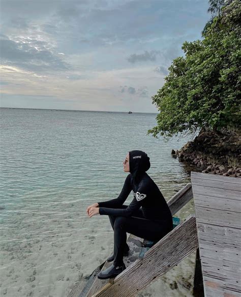 Outfit Ke Pantai Untuk Hijabers Modis Dan Stylish Namun Tetap Nyaman
