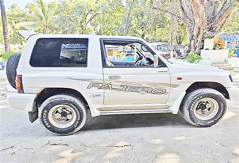 သတင်းပေး တိုင်ကြားမှုများကြောင့် တရားမဝင် ကုန်စည်များနှင့်အဆိုပါ ကုန်စည်များ တင်ဆောင်လာသည့် မော