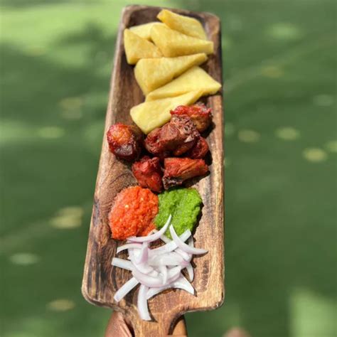 Fried Yam With Fried Turkey Tsofi Azmera Restaurant