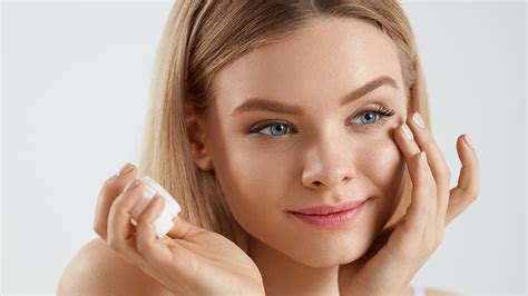 The Most Effective Acne Treatments That Really Work Fashionisers©