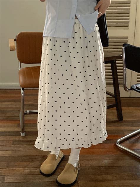 나이니 소재굿차르르핏 셀리키 도트 프릴 밴딩 롱 스커트