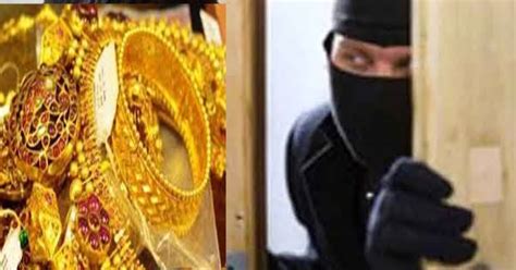 இந்த பிரபல நடிகர் வீட்டிலேவா மனைவியை கட்டிப்போட்டு கத்திமுனையில் நடந்த கொள்ளை அதிர்ச்சி