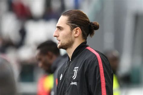 Troublemaker Adrien Rabiot Open To Manchester United Move This Summer