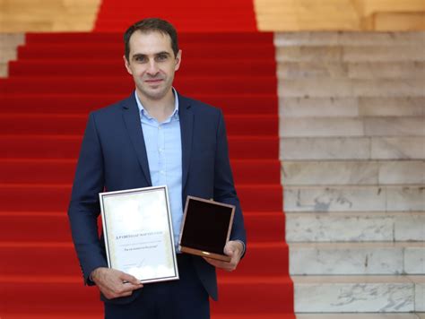 Лекар на годината от ВМА д р Светозар Марангозов Има ръст на пациентите със запушени венозни