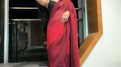 Wow Nisha Stripchat Model