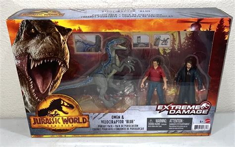 Jurassic World Dominion Owen Grady And Velociraptor Blue Pursuit Pack £35