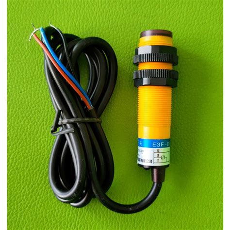 Jual Sensor Infrared Sensor Proximity Switch Pnp Npn 6 36 Volt Dc
