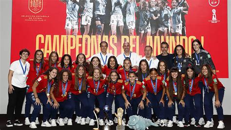 El Entrenador Torrejonero Kenio Gonzalo Al Frente De La Selección