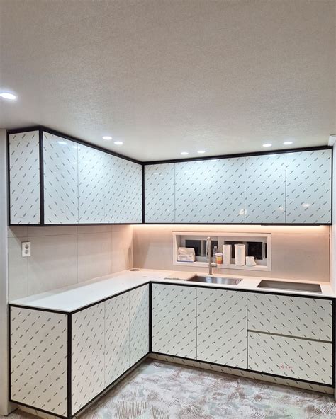 가구디자이너 가구디자인 제이비퍼니처 코니페블 제이비퍼니처 제이비퍼니처제작비하인드 이전에 소개드렸던 물과 습기에 강한 소재 B보드 이번에는 B보드에 도장을 입혀