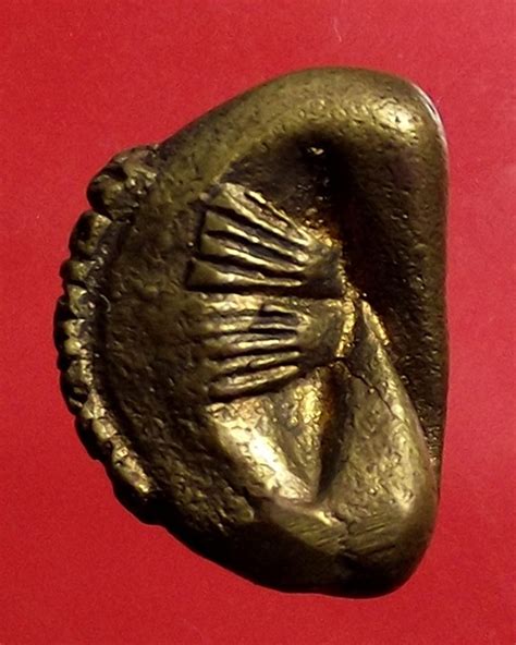 พระปิดตายันต์ยุ่ง หลวงพ่อมี วัดมารวิชัย ปลุกเสกไตรมาสปี 2536 ขวัญเมือง พระเครื่อง