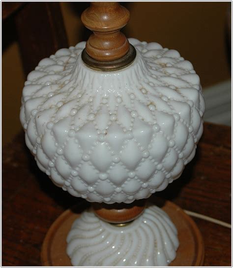 Vintage Milk Glass Table Lamps Lamps Home Decorating Ideas Wvq33ypqdb