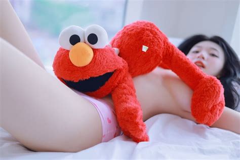 Yeonwoo Yeon Woo Naked Yeon Woo Naked Porn Pic