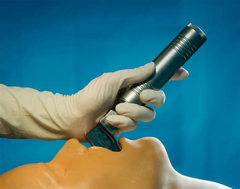 1200개 이상의 기관 내 삽관 스톡 사진 그림 및 Royalty Free 이미지 Istock