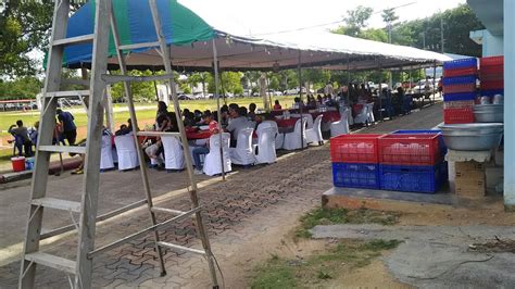 โรงเรียนคีรีรัฐวิทยาคม ในเมืองอำเภอ คีรีรัฐนิคม