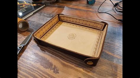 How To Make A Dice Tray Out Of Leather Youtube