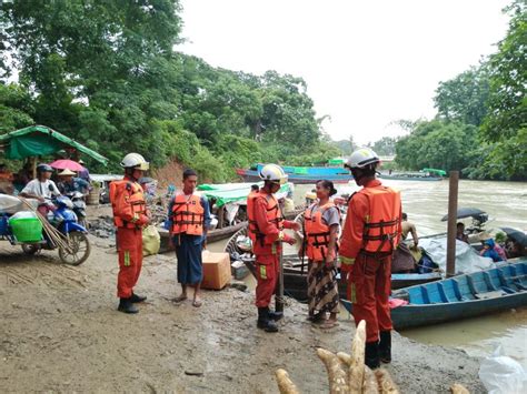 မြောက်ဦးမြို့နယ်အတွင်း ရေလမ်းခရီးသွားပြည်သူများ အသက်အန္တရာယ်ကင်းဝေးစေရန် အသက်ကယ်အင်္ကျီ Life