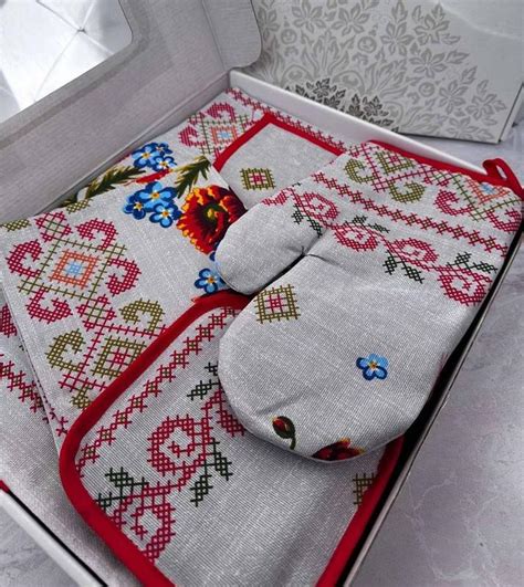 Набір святковий — ціна 780 грн у каталозі Фартухи Купити товари для дому та побуту за доступною