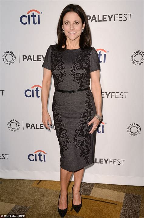 Veeps Julia Louis Dreyfus Poses Topless For Rolling Stone Cover